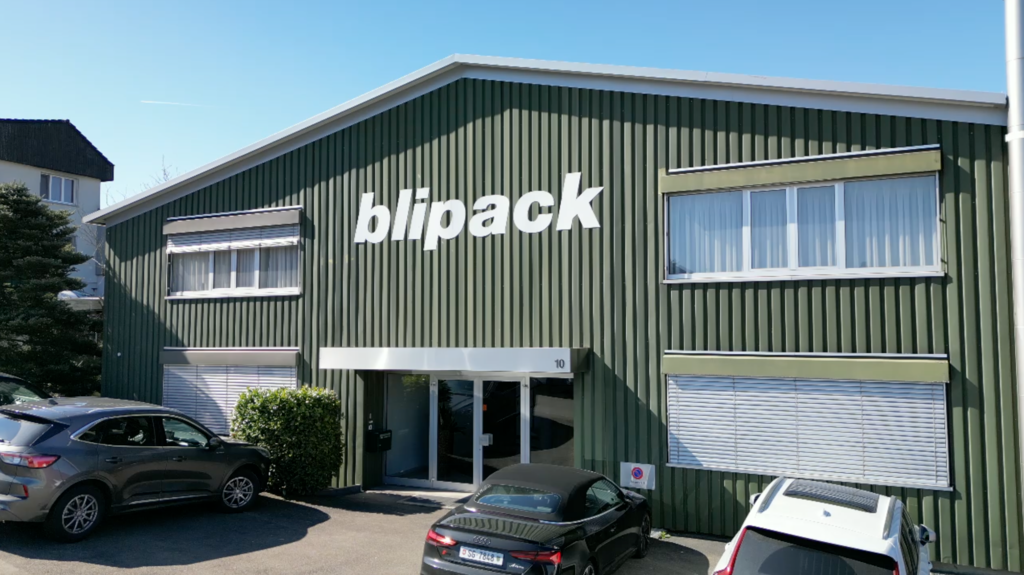 Verpackungsmaschinen & Verpackungsmaterial - Blipack AG